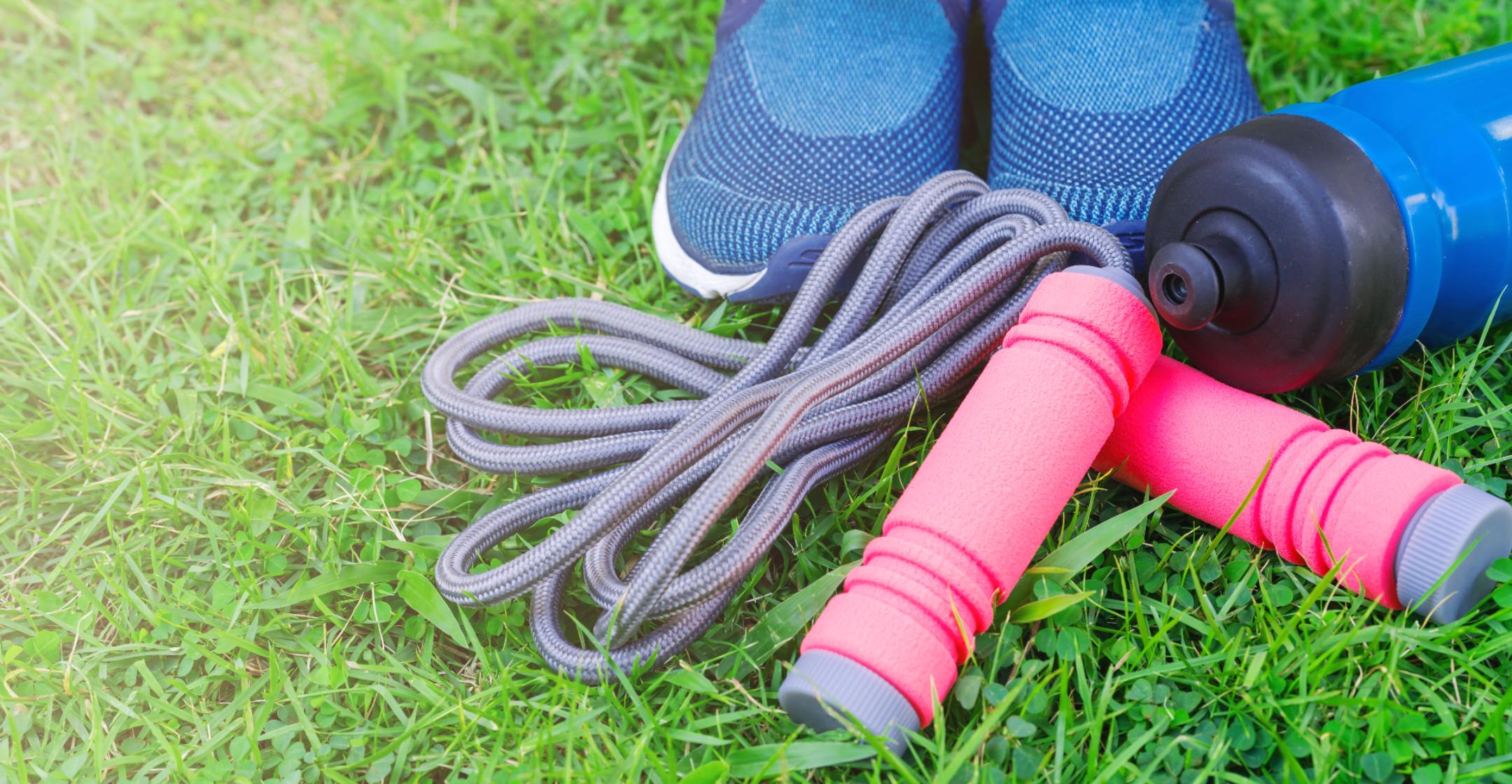 Using A Jump Rope To Exercise Burns Calories And Has Countless Benefits