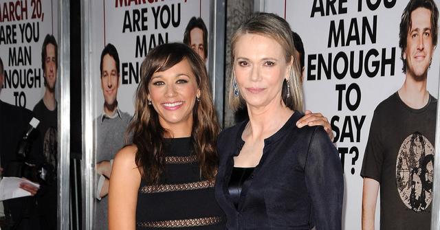 Rashida Jones Gets Honest About Growing Up With Famous Parents