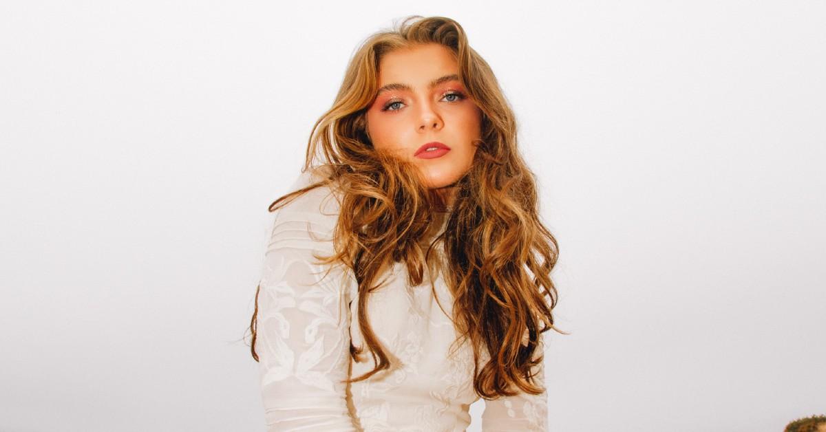 Amanda Pavillard Dishes On Clean Beauty Company Radiate, Her Goals