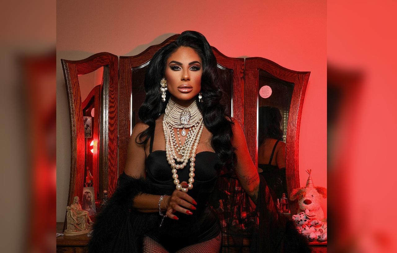 LGBTQ+ Bilingual Star Mikalah Gordon Dishes On Her Career, New Album