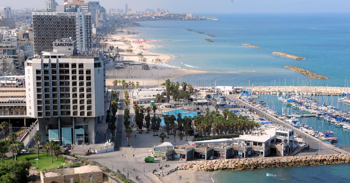 Why Israel Is The Place To Visit: Western Wall, Negev Desert
