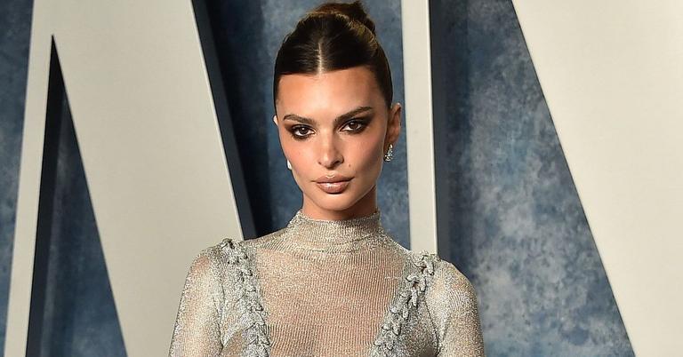 Emily Ratajkowski Says Divorce Is 'Chic' In Viral TikTok Video
