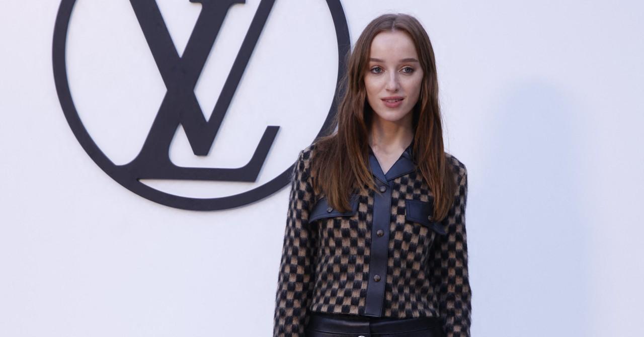 Phoebe Dynevor Says It's 'Healthy' To Experience 'A Lot Of Rejection'