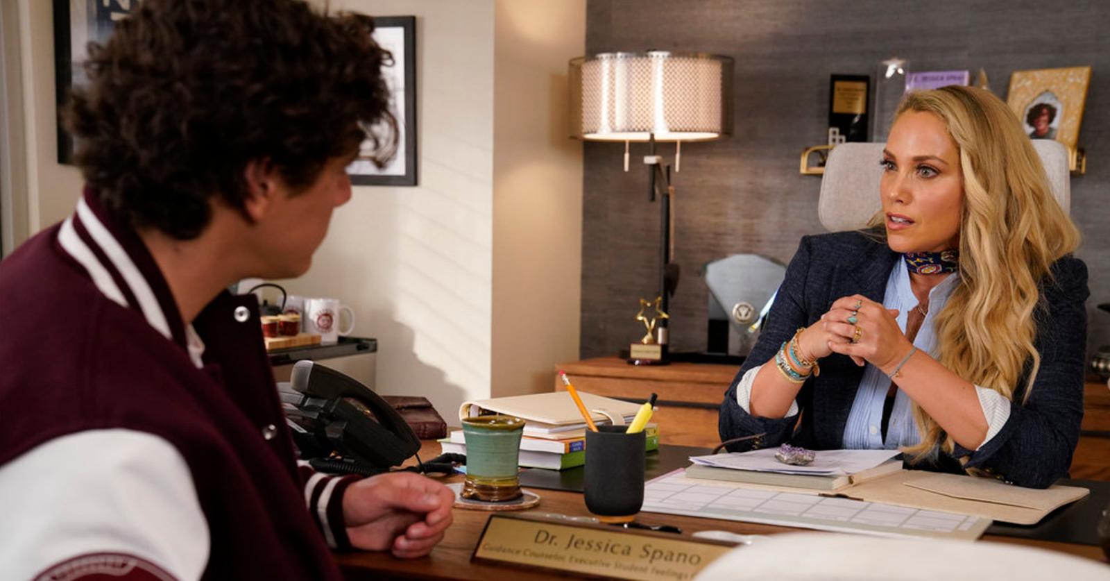 Elizabeth Berkley Teases Season 2 Of 'Saved By The Bell' Reboot