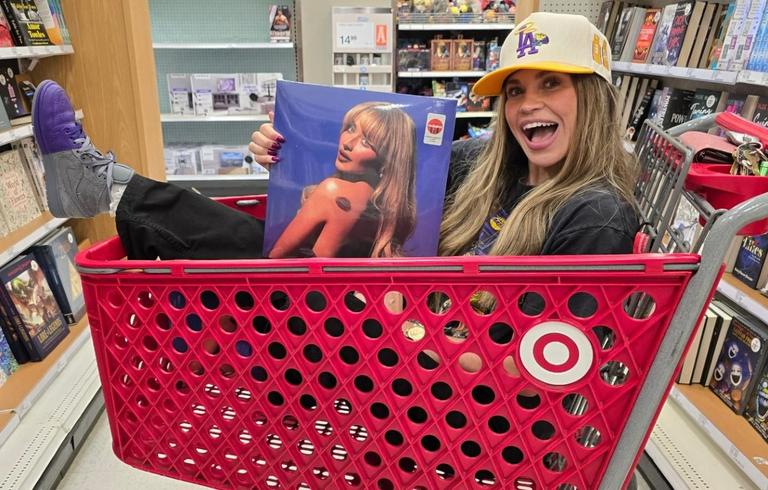 Danielle Fishel Is 'Feeling Good' After Breast Cancer Surgery