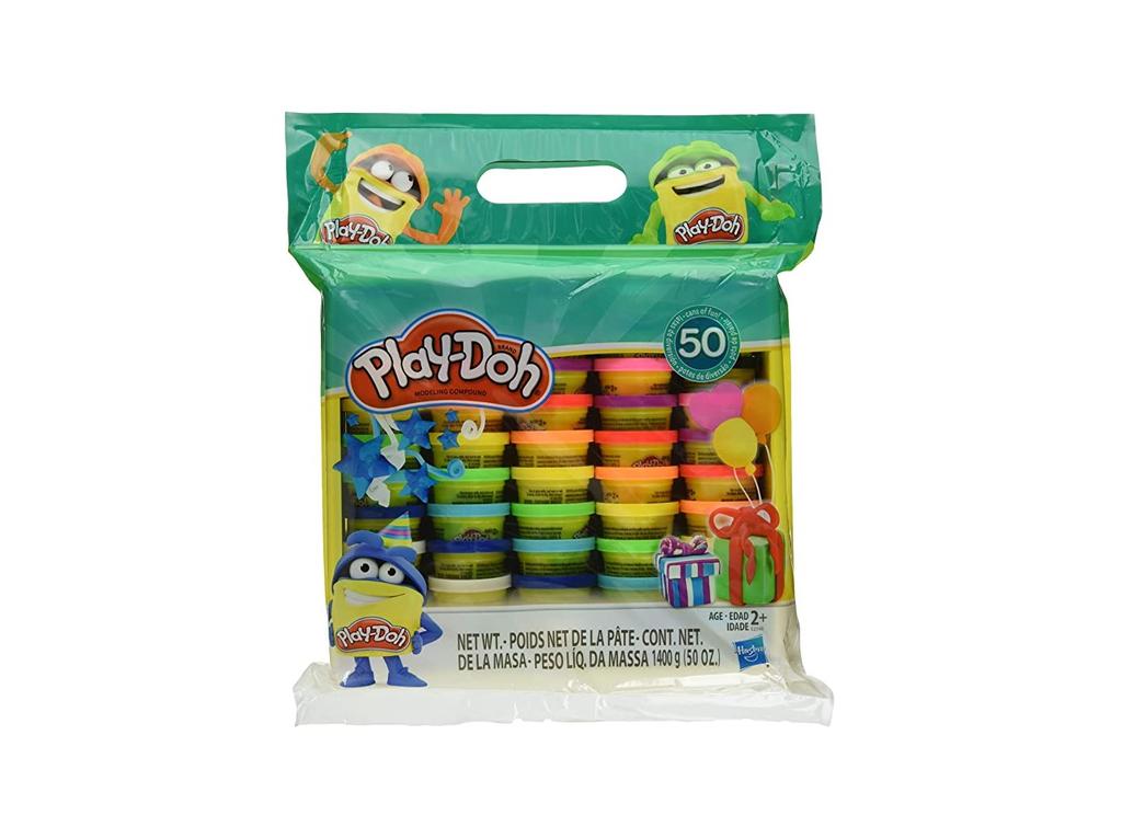 Sarah Hyland Hosts New Family Competition 'Play-Doh Squished': Watch