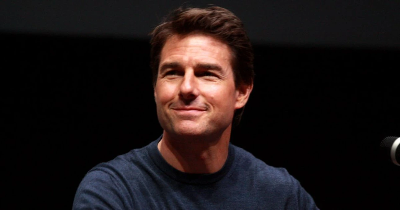 Tom Cruise Sparks Romance Rumors With ’90s Icon as Insider Hints at ...