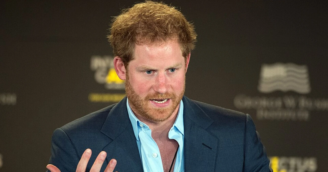 Royal Expert Reveals Why Prince Harry Didn’t Make Peter Phillips ...